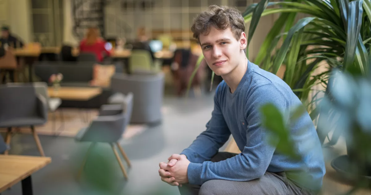 Filip Král | Alternation